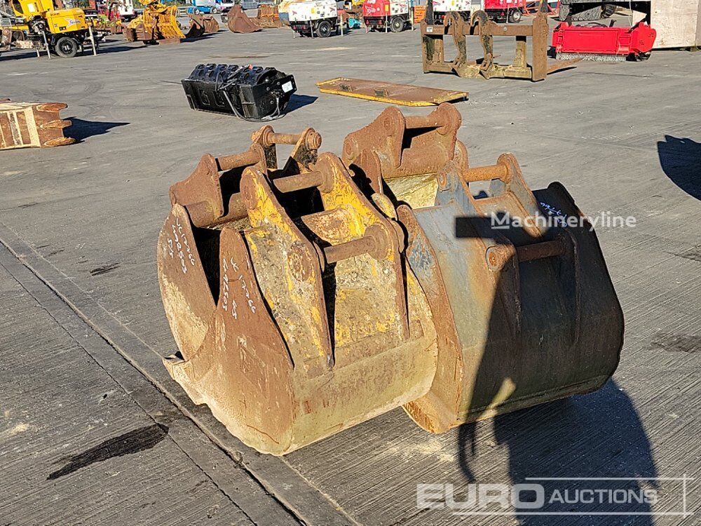 Prodaje se 24", 22", 18", 18", 18" Digging Bucket 45mm Pin to suit 4-6 Ton kašiku za bager na aukciji
