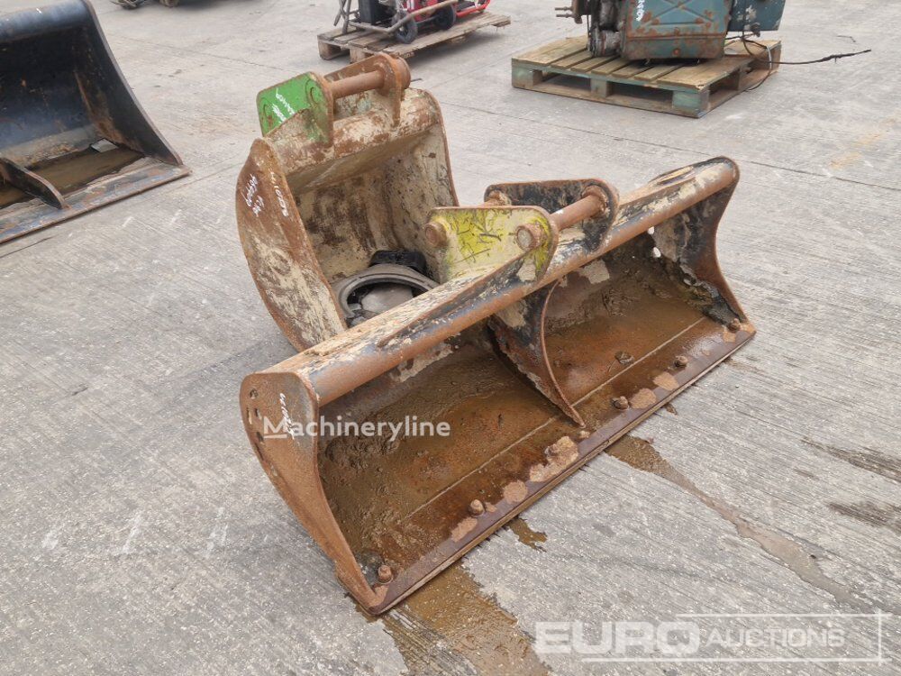 Prodaje se 60" Ditching, 24" Digging Bucket 45mm Pin to suit 4-6 Ton Excava kašiku za bager na aukciji