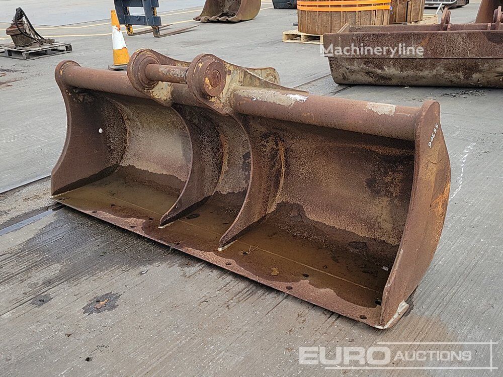 Prodaje se 82" Ditching Bucket 70mm Pin to suit 14-18 Ton Excavator kašiku za bager na aukciji