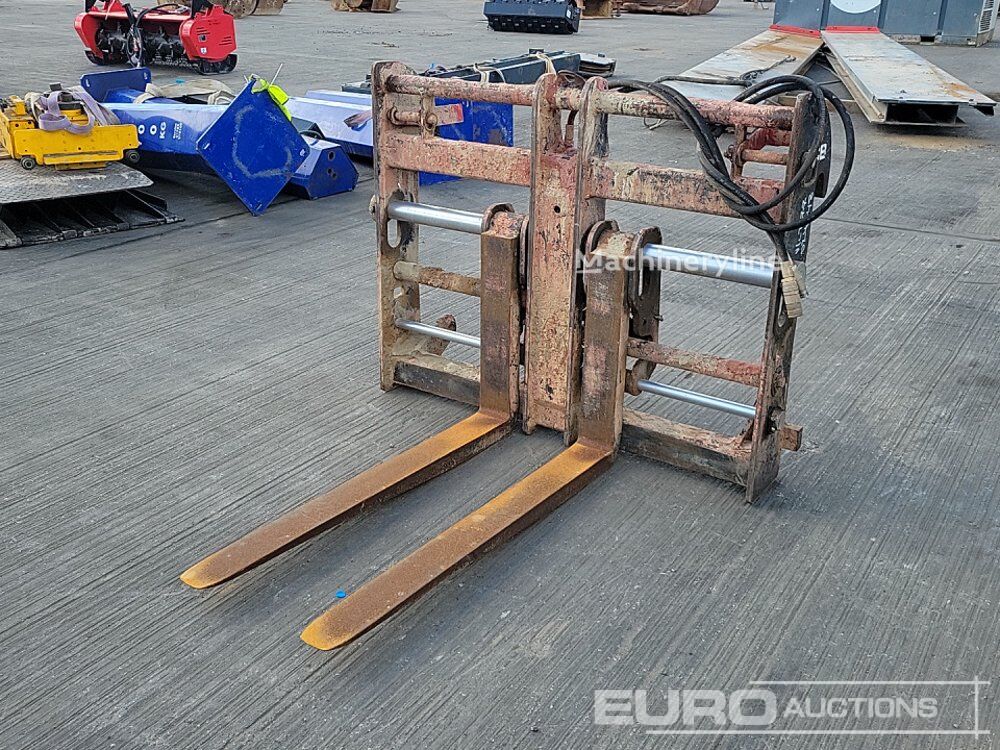 Prodaje se JCB 2020 JCB Hydraulic Fork Positioner to suit JCB Telehandler kašiku za prednje utovarivač na aukciji