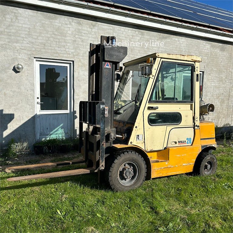 Prodaje se Halla HLF 20 viljuškar na gas na aukciji