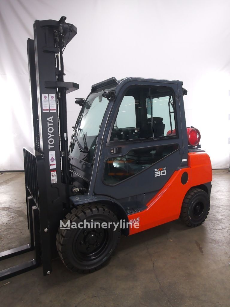 Toyota 02-8FGF30 dizel viljuškar