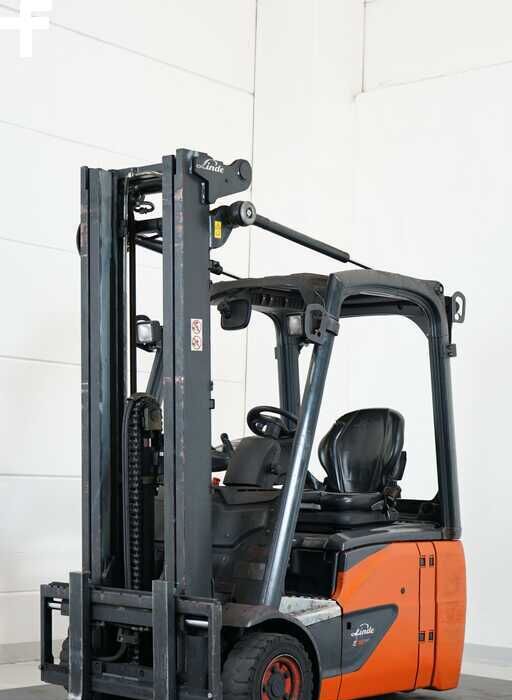 Linde E 16 C EVO 386-02 viljuškar na tri točka