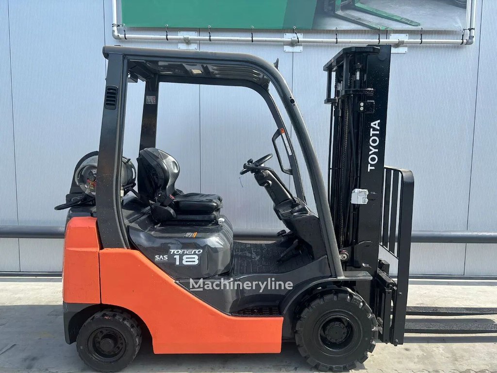 Toyota 02-8FGF18 Heftruck viljuškar na gas