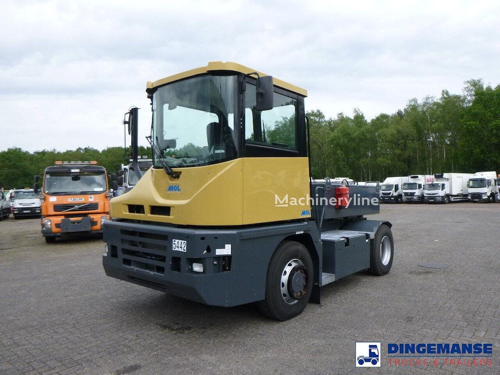 Mol RM 255 4X4 terminal drawbar tractor 150 ton terminalni tegljač