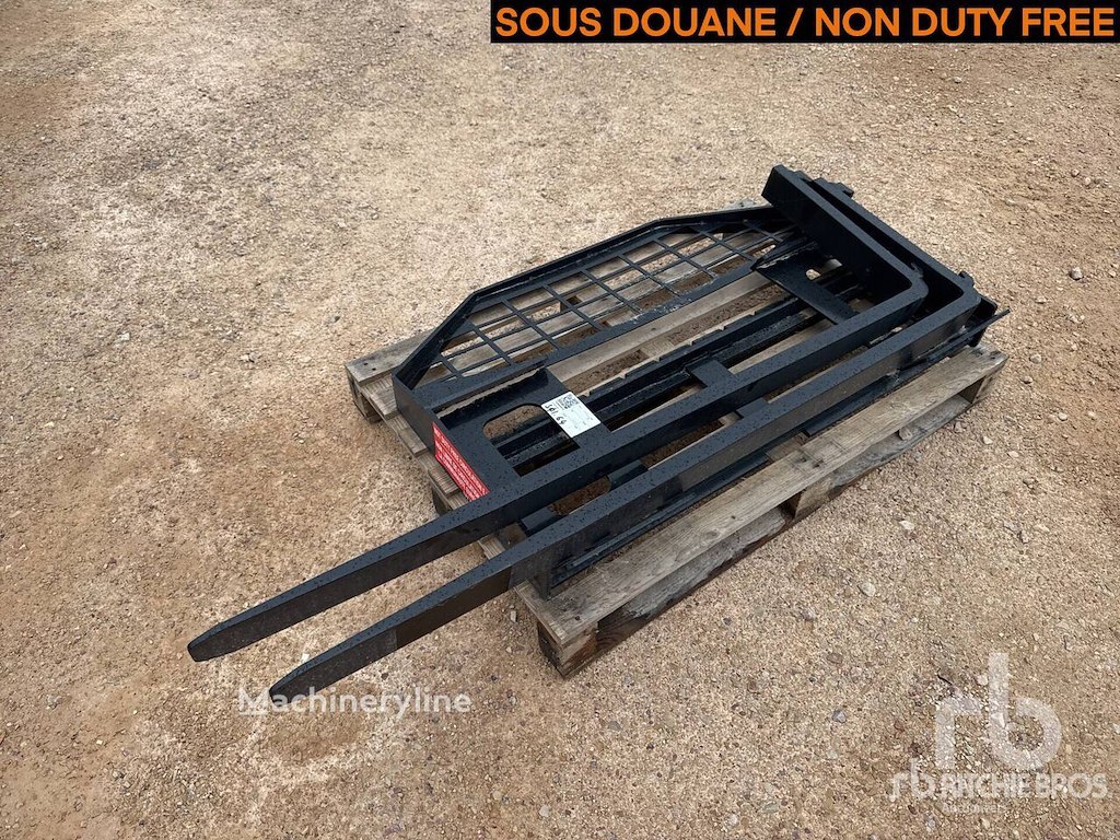 Prodaje se GIYI GY-FK Mini Fourches Pour Chargeuse Co viljuške na aukciji
