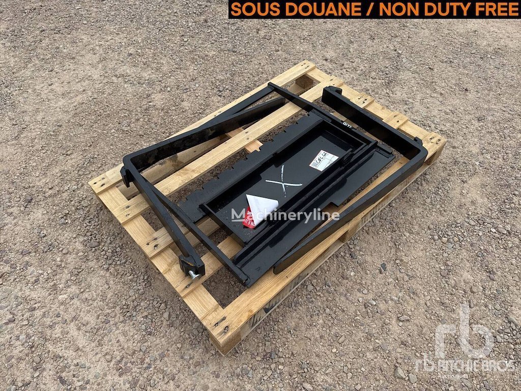 Prodaje se GIYI GY-FK Mini Fourches Pour Chargeuse Co viljuške na aukciji