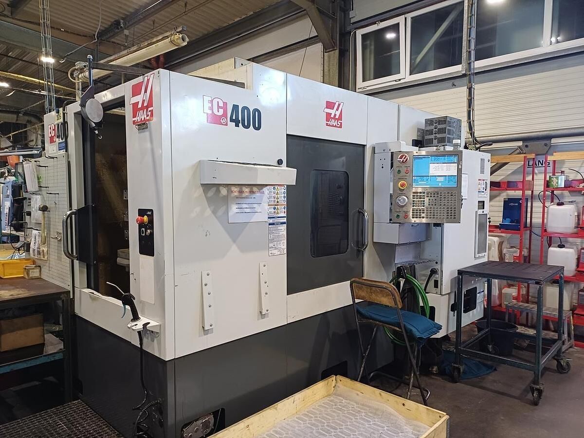 Haas EC 400 obradni centar