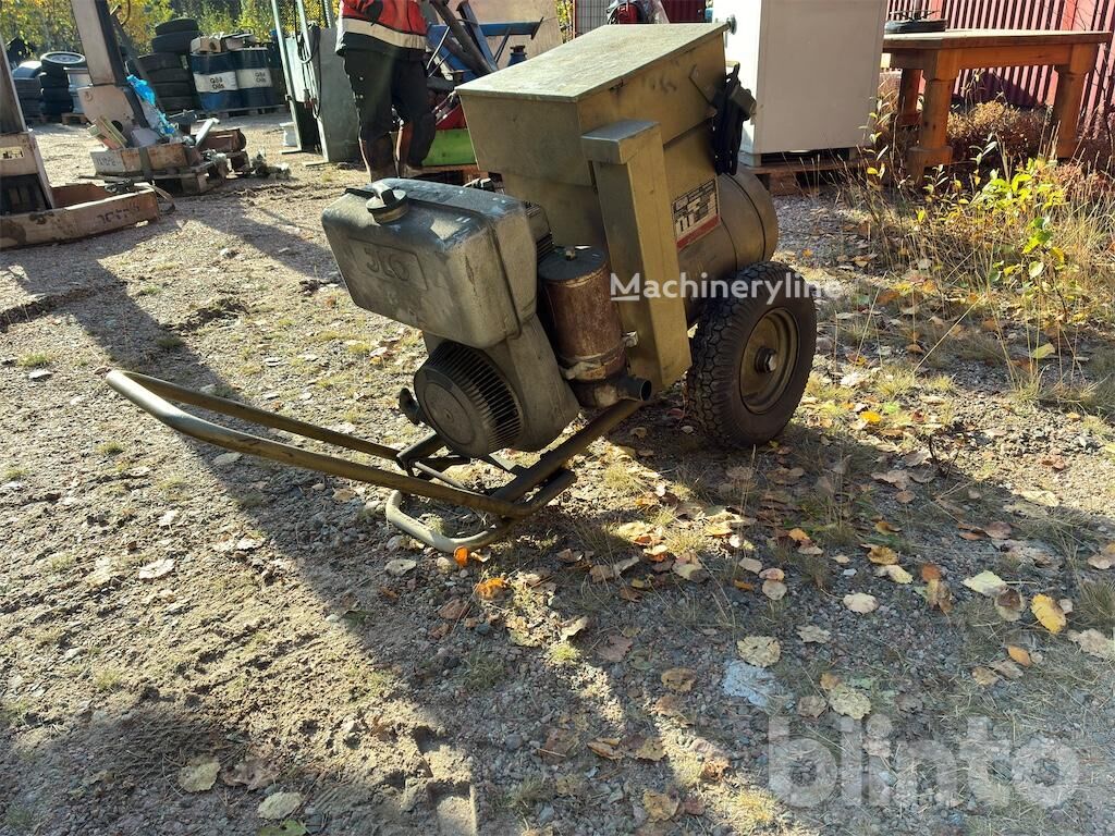 Prodaje se ESAB KC 250 L agregat za zavarivanje na aukciji