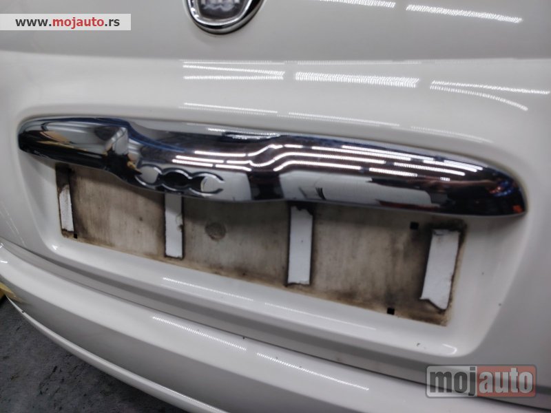 Fiat 500 mikro prekidač gepeka Originalni delovi Moguca ugradnja delova Alfa Romeo 147-156-166-159-GT-MiTo-Giulietta Fiat bravo 2 - croma -grande punto -multipla 2 -punto 3 -stilo-idea Freemont Pa...