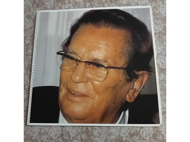 LP Tito sa brosurom kongres XI SKJ