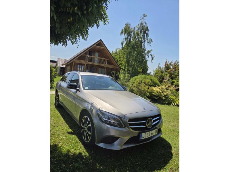 Mercedes C180, kupljen nov, 46000 km