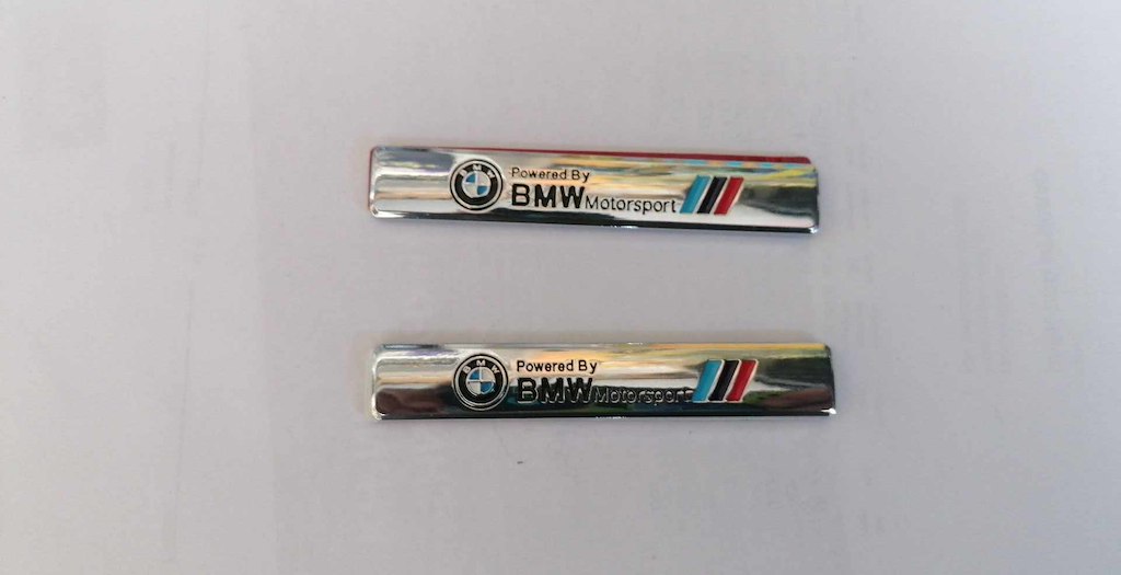 BMW Oznaka Motosport plocica Dimenzije:9,5x2cm.