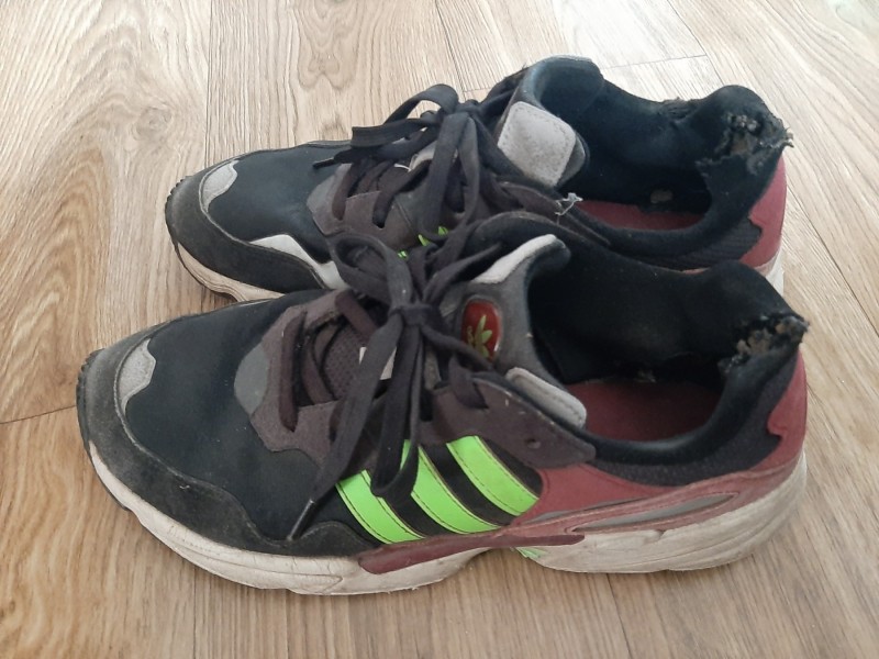 ADIDAS PATIKE 42,5 BR
