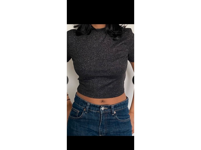 " Bik Bok" slatka crop majica - bluza! Novo! RASPRODAJA