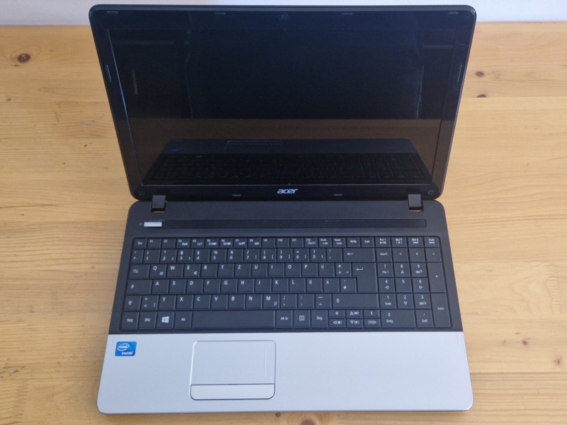 Acer Aspire E1-531,15.6",RAM 6Gb DDR3,HDD 250Gb SSD