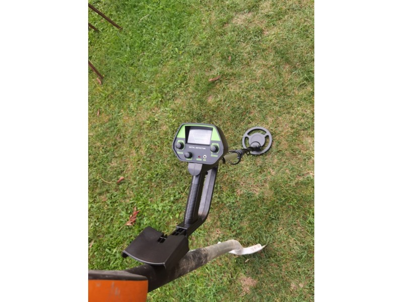 Metal detektor GTX4030 + GRATIS pointer