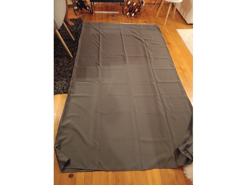 Zavesa ili draperija 300x250