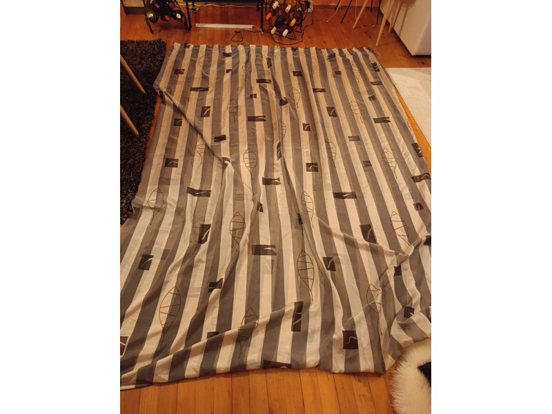 Zavesa 400x250