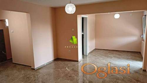 Moderna kompletno renovirana kuća na Bagdali ID#7147