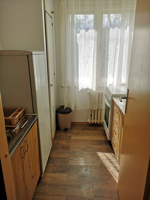 Iznajmljujem stan Železnik