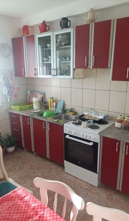 Nova Pazova, Centar