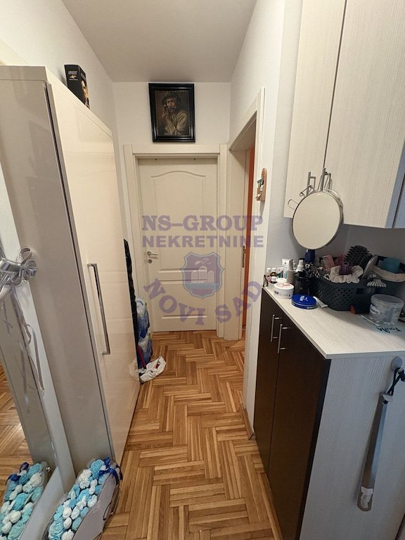 Som. Bulevar odličan jednoiposoban
