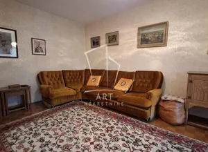 Izdavanje Stan - Beograd, Novi Beograd: Paviljoni - Pariske komune - Ikarus