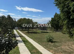 Prodaja Vikendica - Inđija