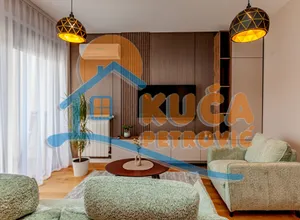 Izdavanje Stan - Niš, Medijana: Čair