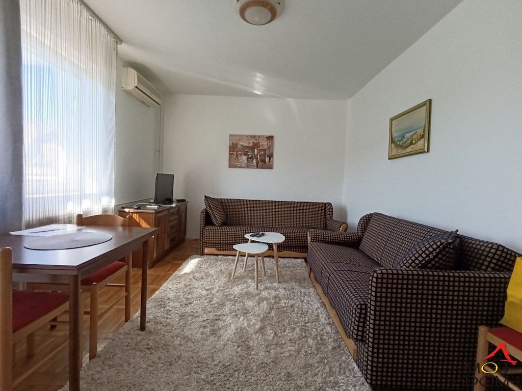 NOVI SAD - BULEVAR - IZDAVANJE NEKRETNINA - 42 m2 - 400€