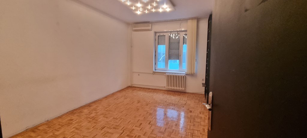Poslovni prostor, kancelarija kod SUD-a
