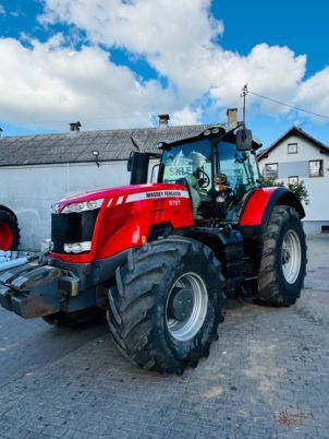 Massey Ferguson 8727 Dyna VT traktor točkaš