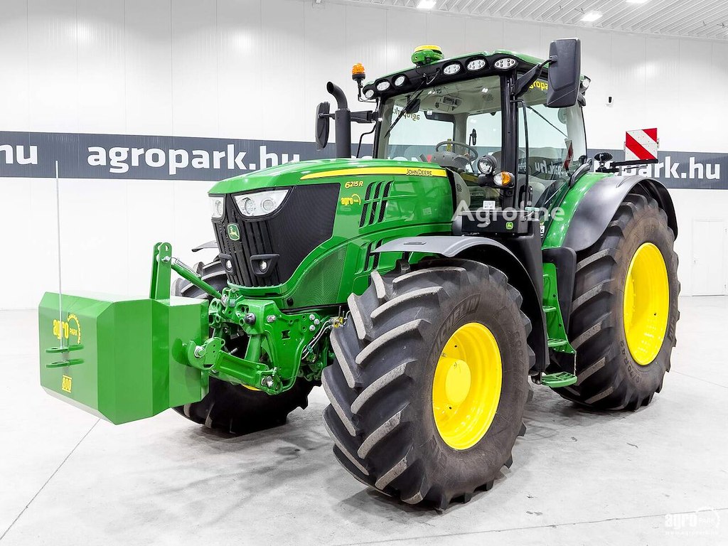 John Deere 6215R traktor točkaš