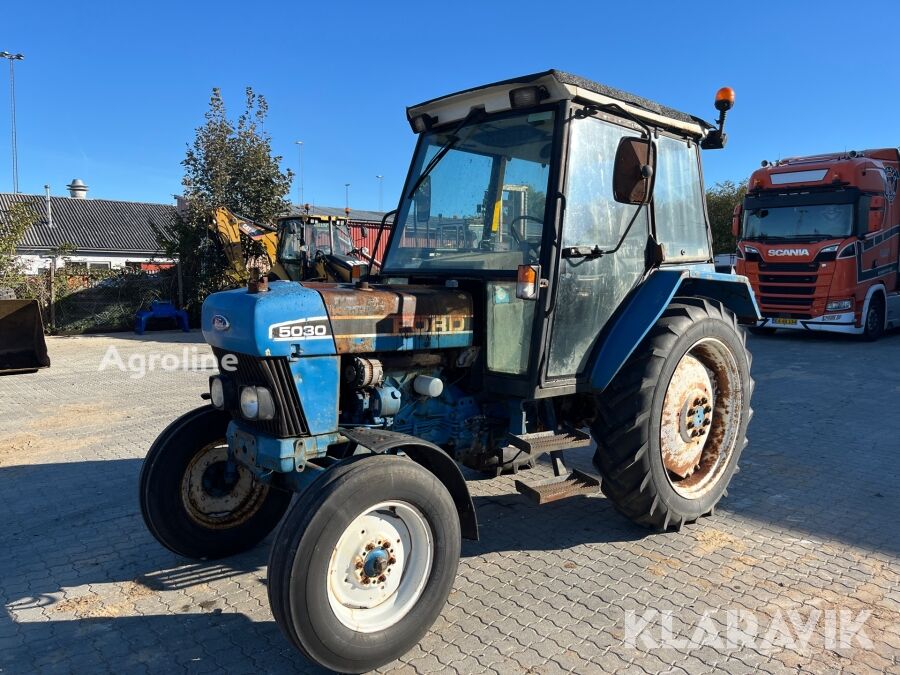 Prodaje se Ford 5530 traktor točkaš na aukciji