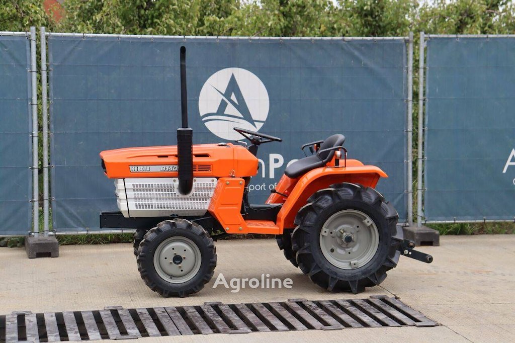 Prodaje se Kubota B1400DT traktor točkaš na aukciji