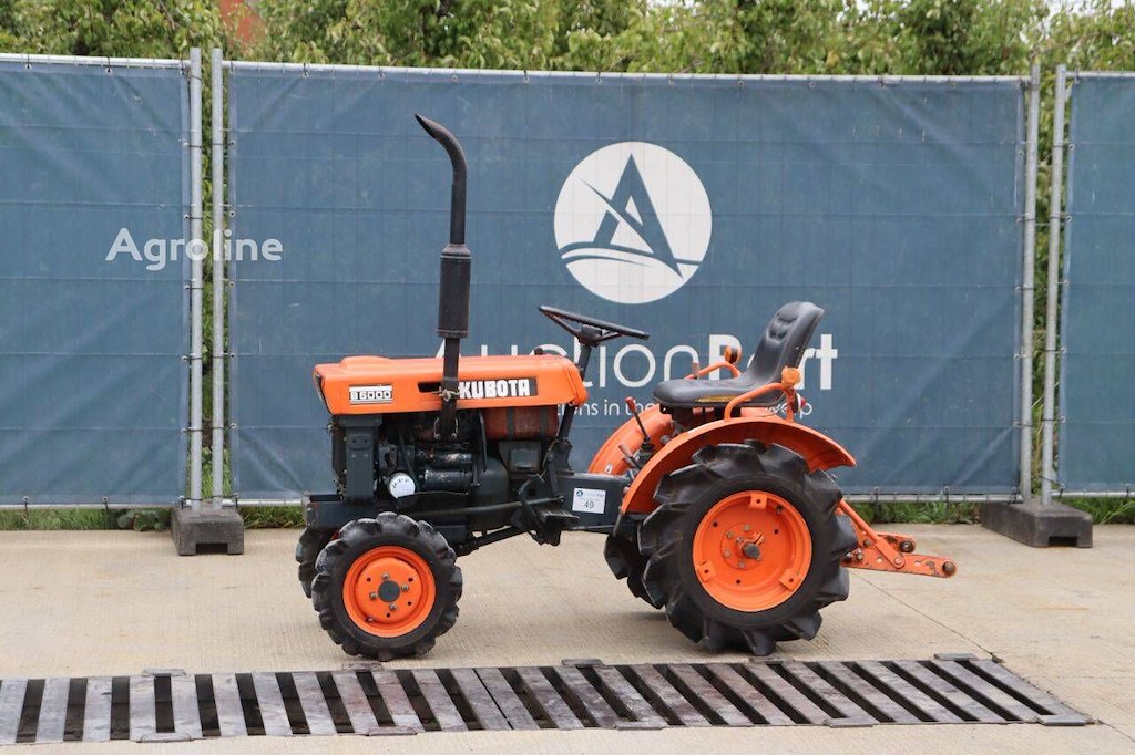 Prodaje se Kubota B5000 traktor točkaš na aukciji