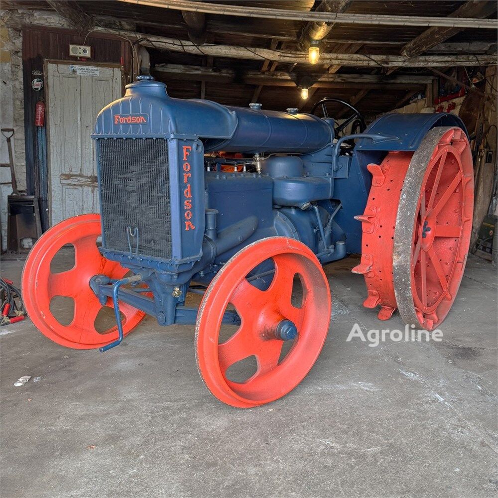 Prodaje se Fordson N traktor točkaš na aukciji