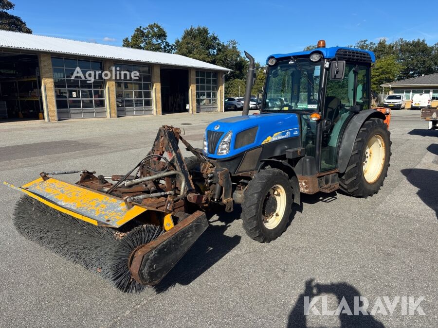 Prodaje se New Holland T4050F traktor točkaš na aukciji