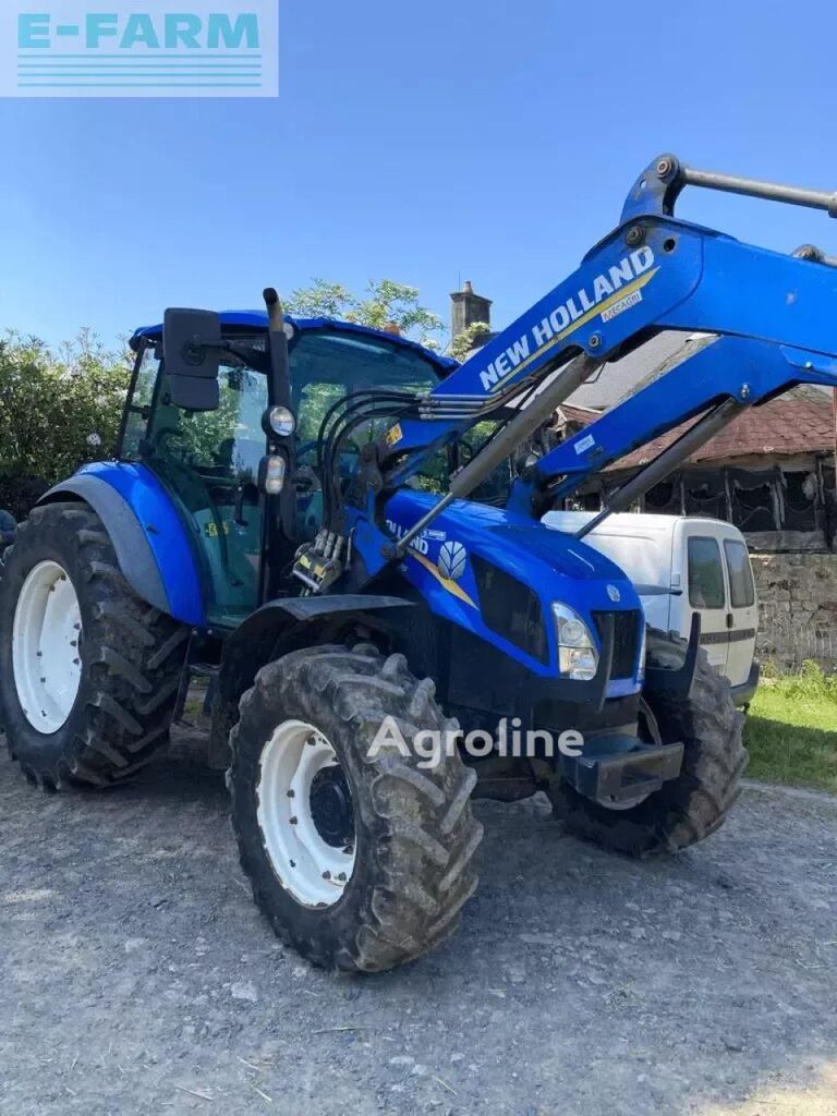 New Holland t5.115 dual command traktor točkaš