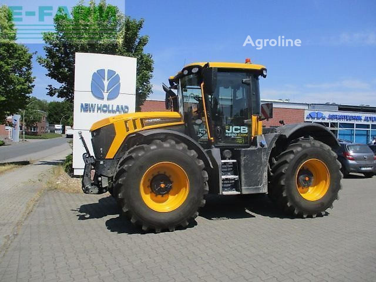 JCB 4220 icon traktor točkaš
