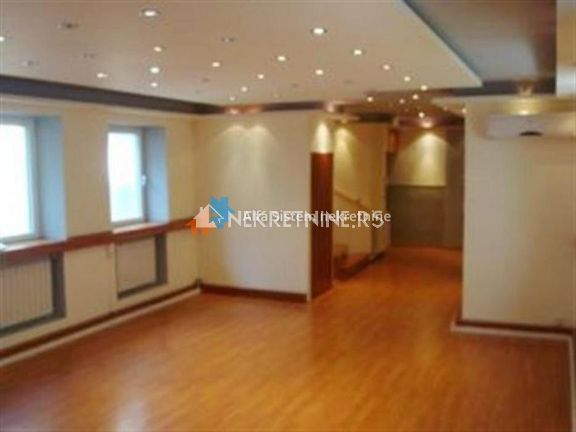 Stari grad, Trg Republike, Pos. prostor, 175m2, 1500 EUR, ID 50655