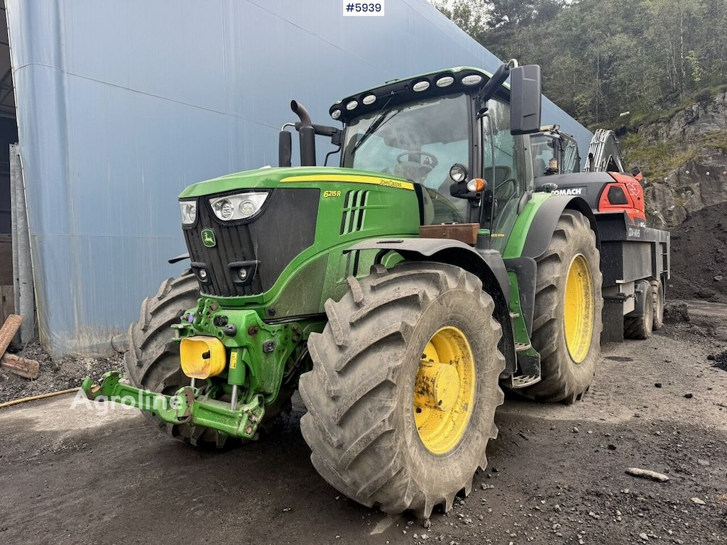 John Deere 6215R traktor točkaš