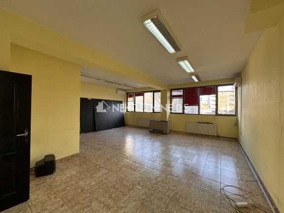 Broker - Savršena lokacija, biznis na tronu!