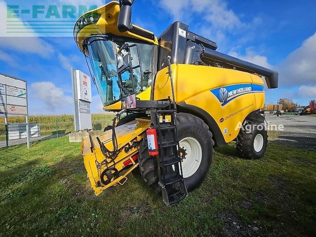 New Holland cx 6.90 mit ultraflowtrommel !!! kombajn za žito