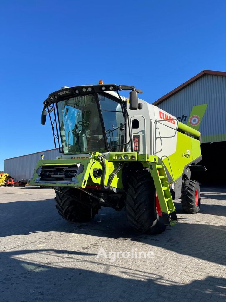Claas Lexion 750 kombajn za žito