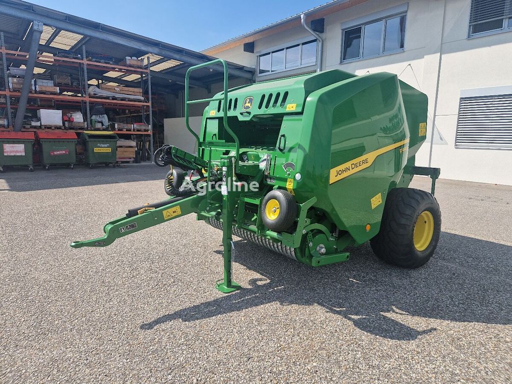 Nova John Deere F441M balirka za okrugle bale