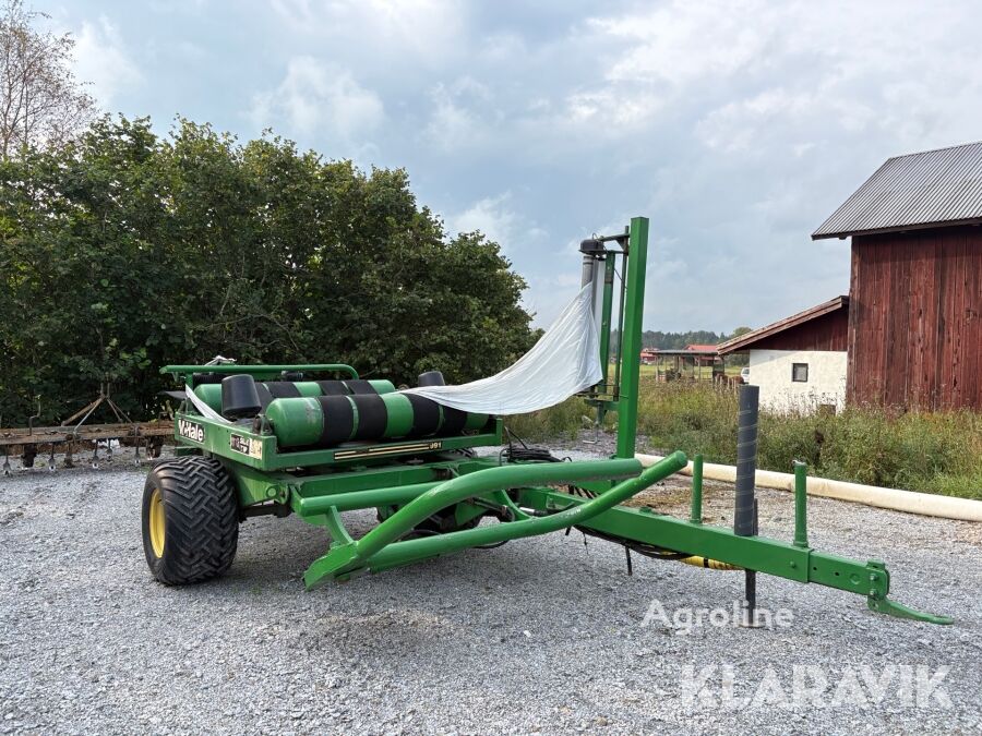 Prodaje se McHale 991C omotač okruglih bala na aukciji