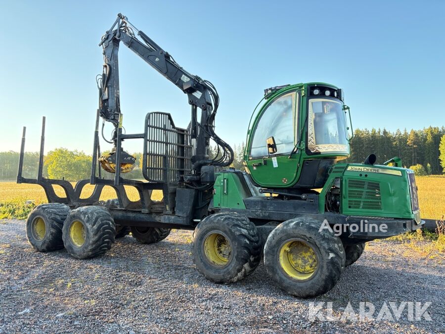 Prodaje se John Deere 1010E forvarder na aukciji