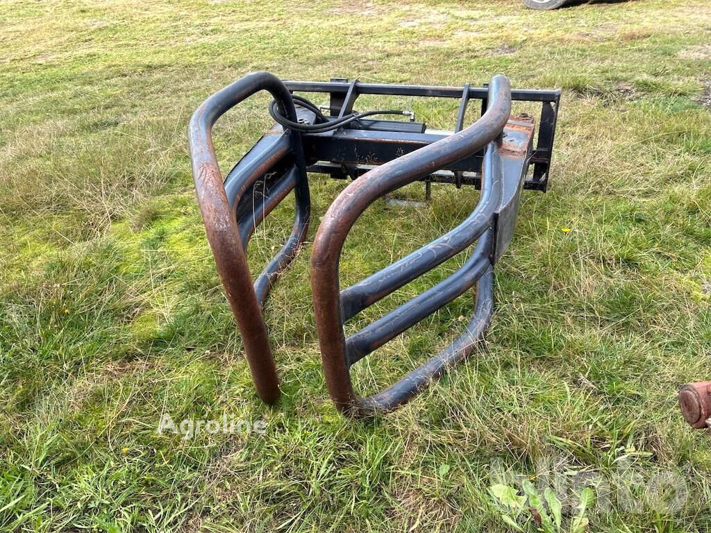 Prodaje se Unigrip hvataljku za bale na aukciji